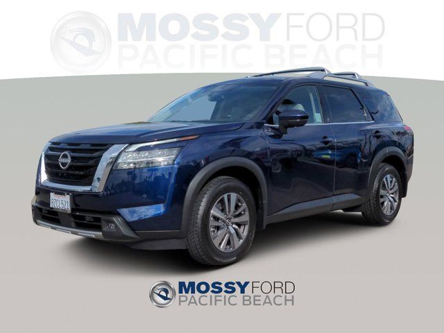 2022 Nissan Pathfinder Blue